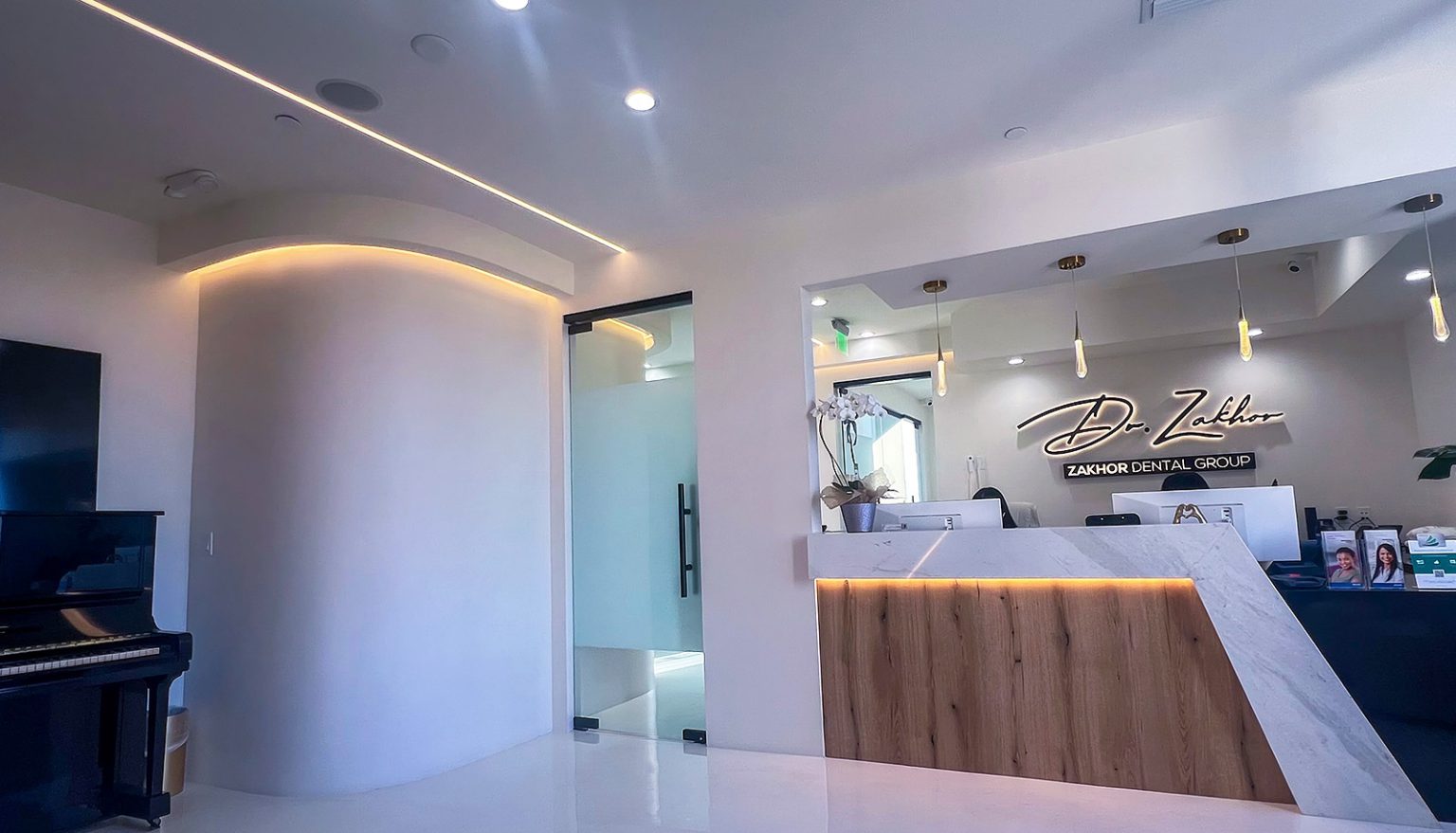 Top Cosmetic Dentist in Beverly Hills-Top Smile Makeovers